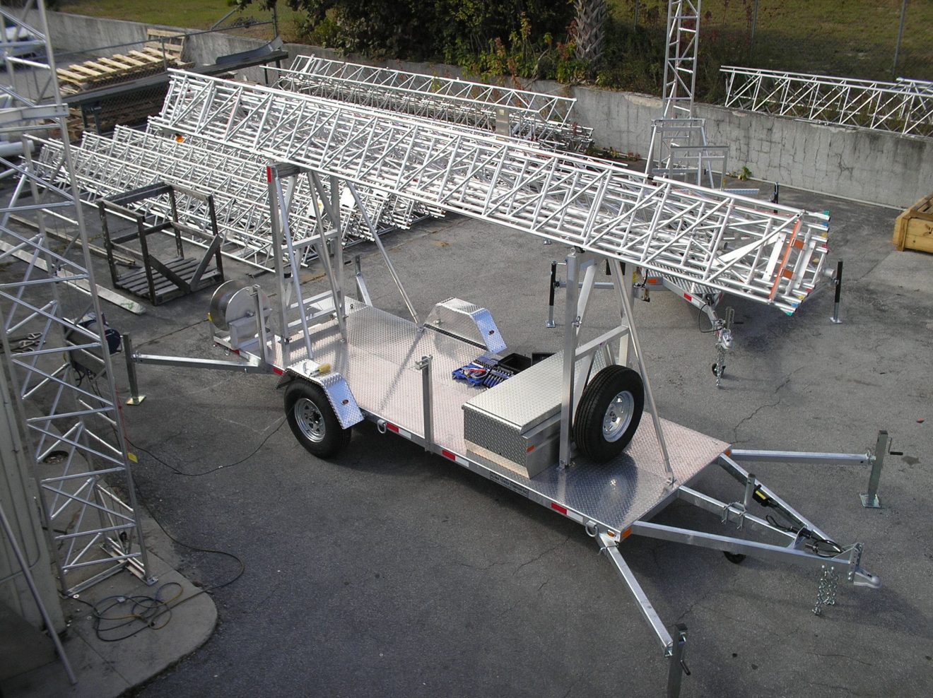 TM 51-20: Open Trailer Tower | Aluma Tower Company