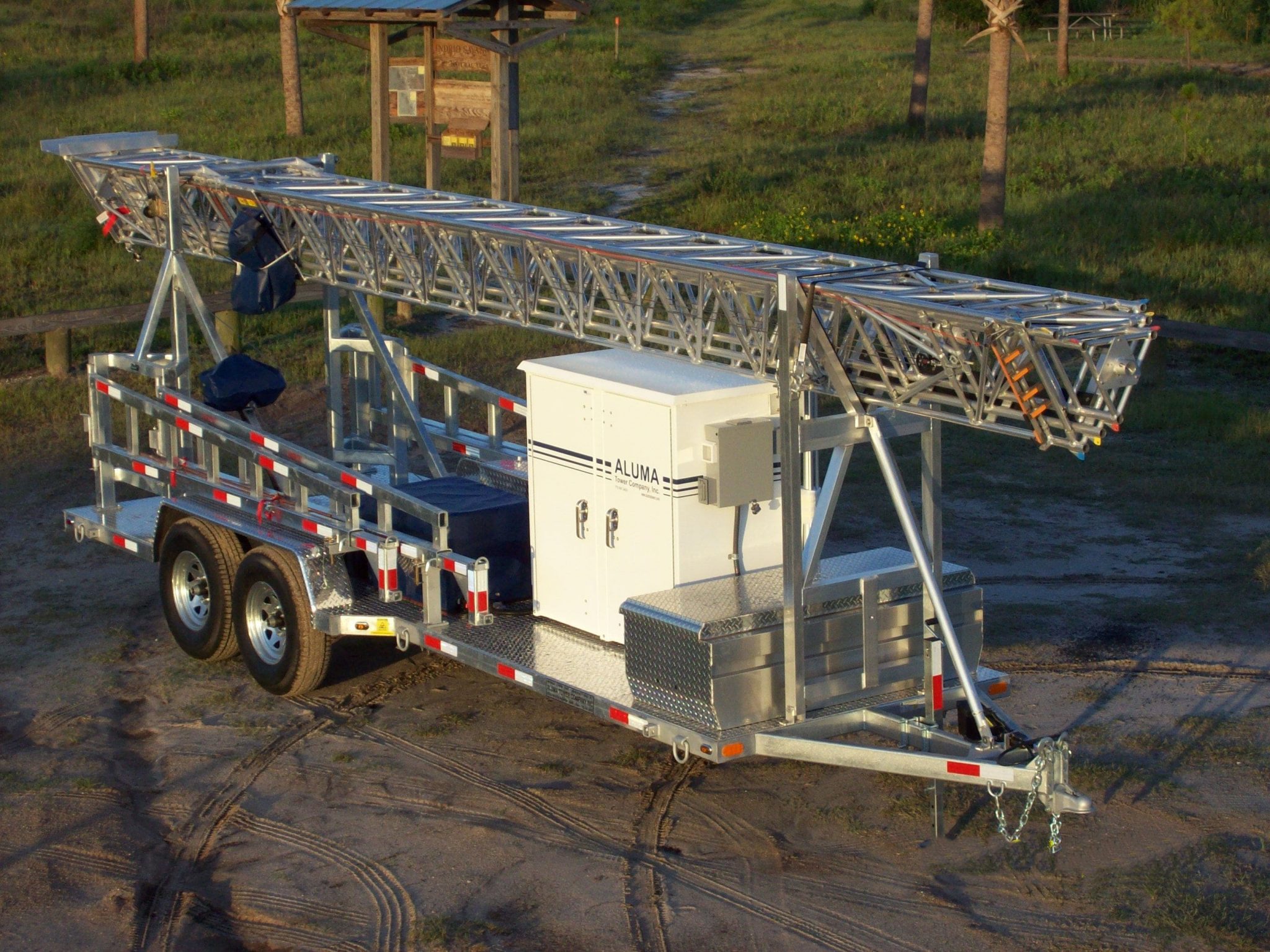 Telescopic Mast and Tower Solutions for Military | Aluma Tower